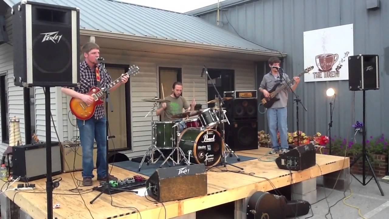 Burning Beards Live at The Brew - YouTube