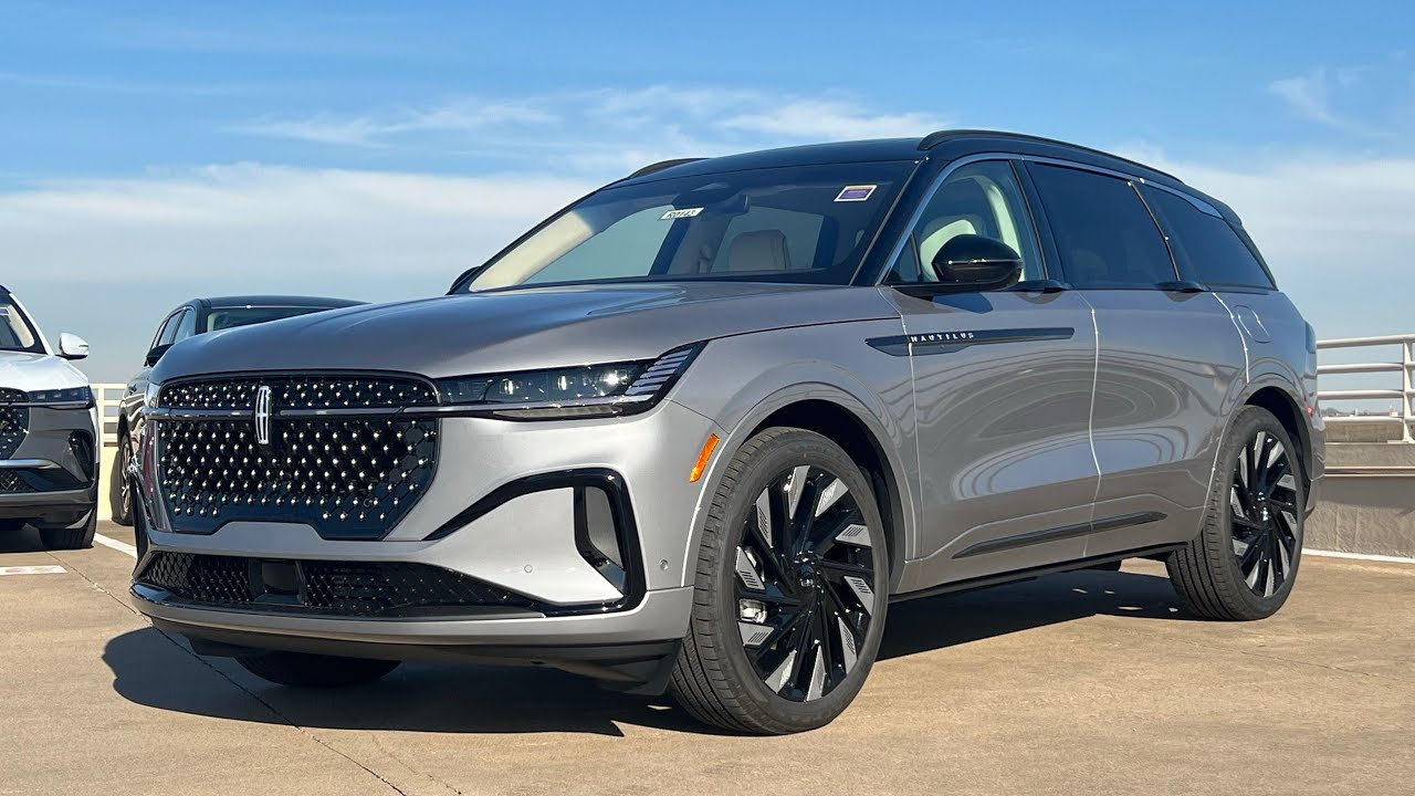 @AudreysFordFocus 2024 Lincoln Nautilus Black Label Lustrous Gray ...