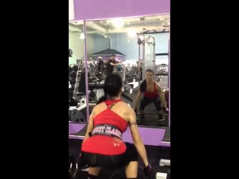 Diamond bar squats - YouTube