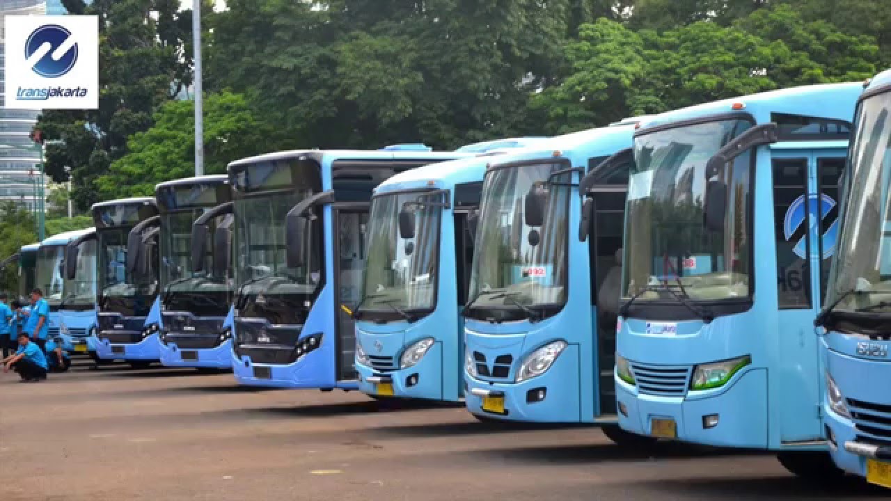Peluncuran bus Transjakarta dan Kopaja baru - Inauguration of new ...
