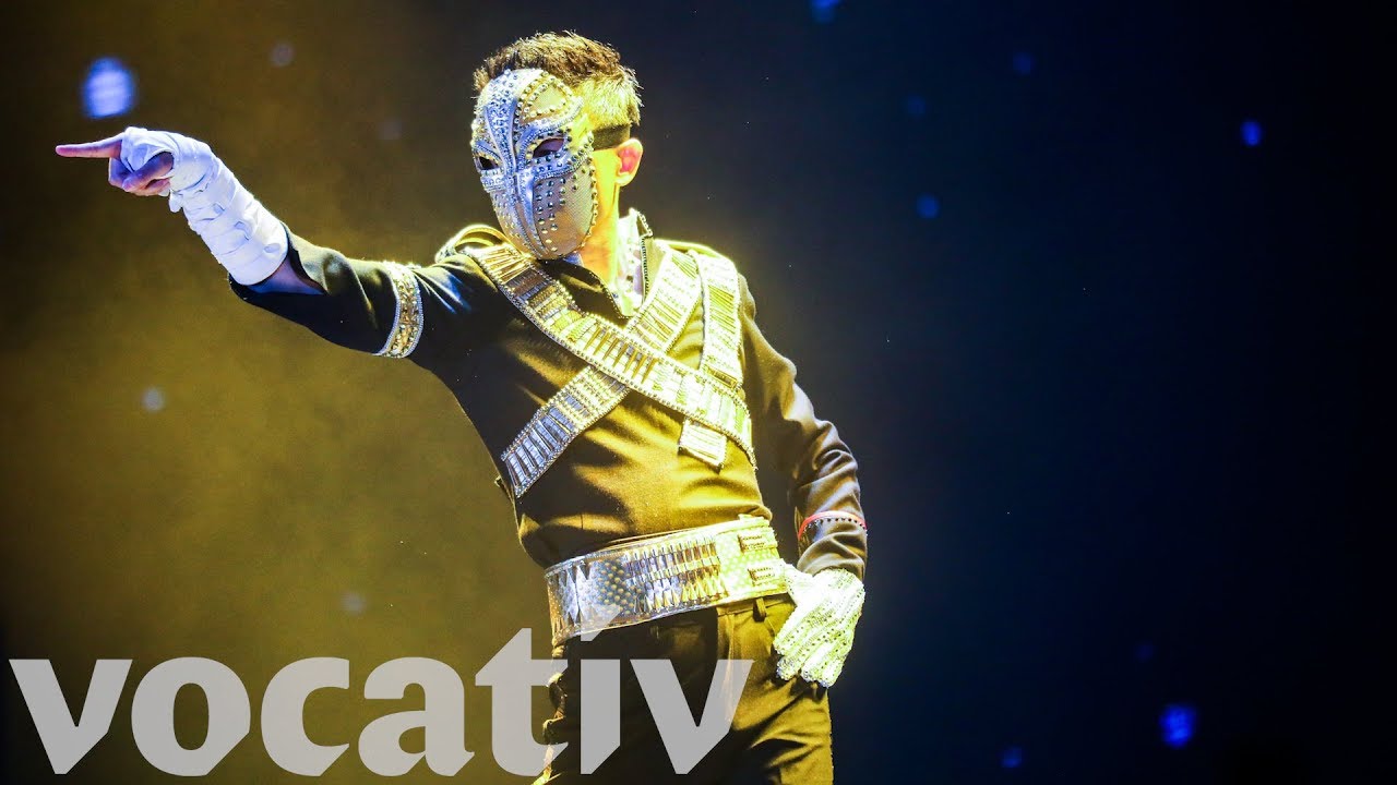 Chinese Billionaire Jack Ma Performs For His Employees In Wild Fashion ...