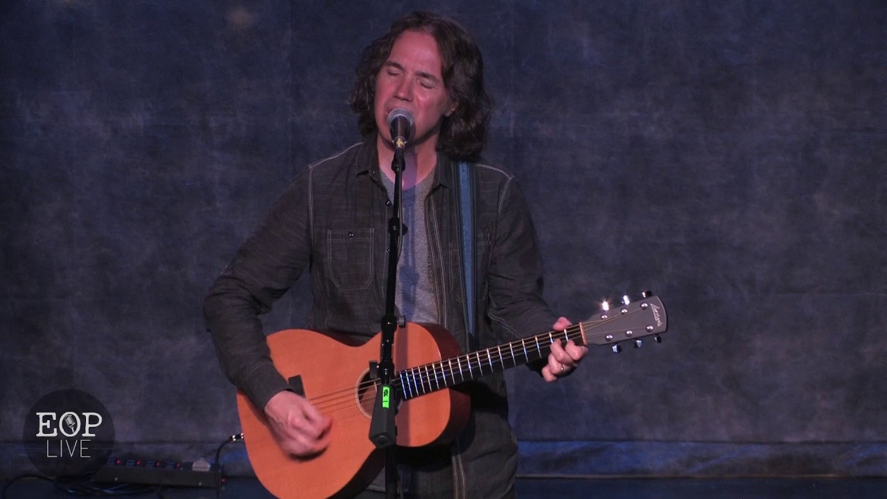 Jason Wilber "The Galway Waltz" @ Eddie Owen Presents - YouTube