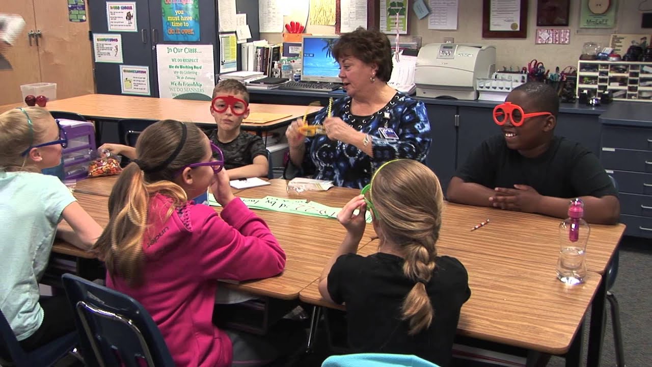 Robin Keating -- 2013 Teacher of the Year for Wilmeth Elementary - YouTube