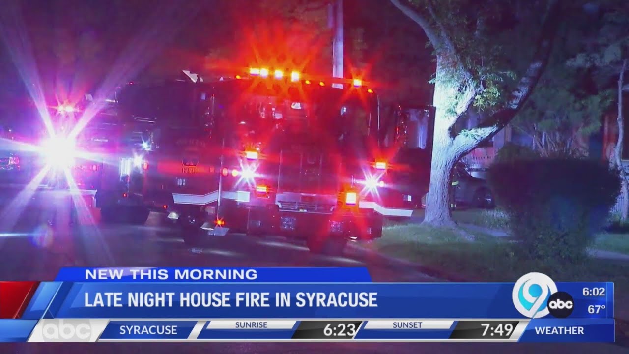 Late night house fire in Syracuse - YouTube