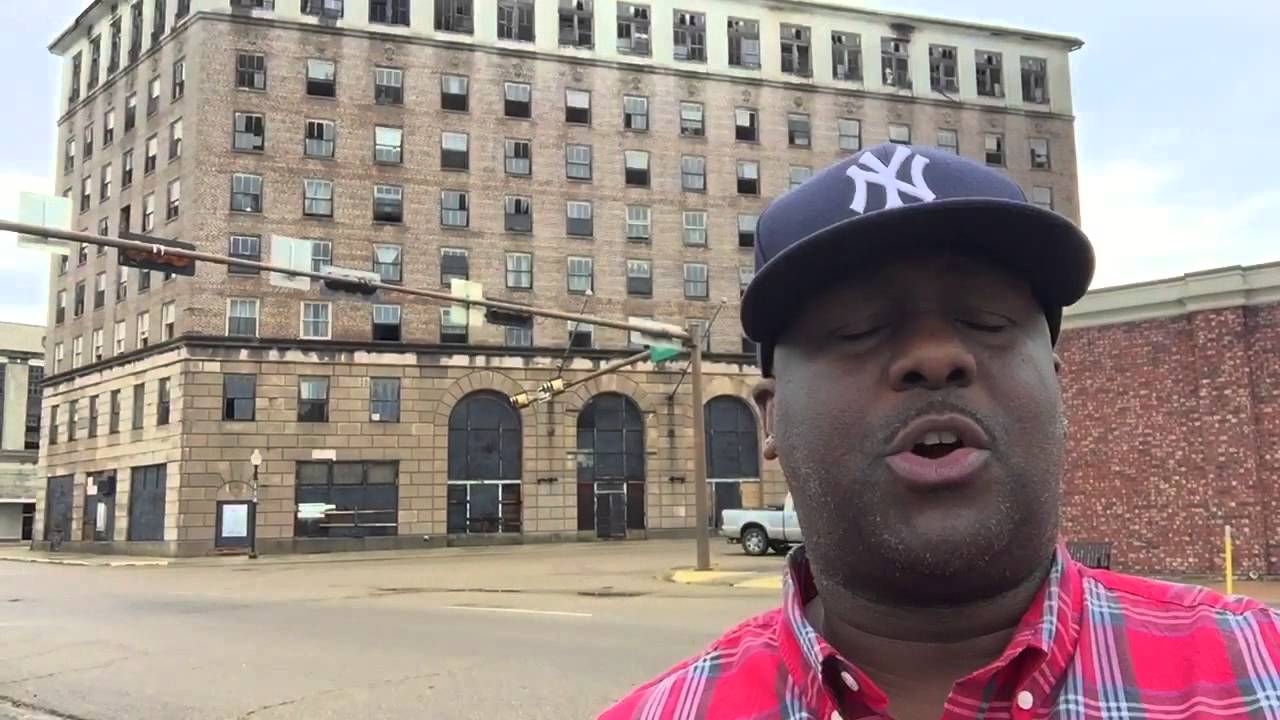 KSLE NEWS 33 continuing storm coverage 4-11-16 - YouTube