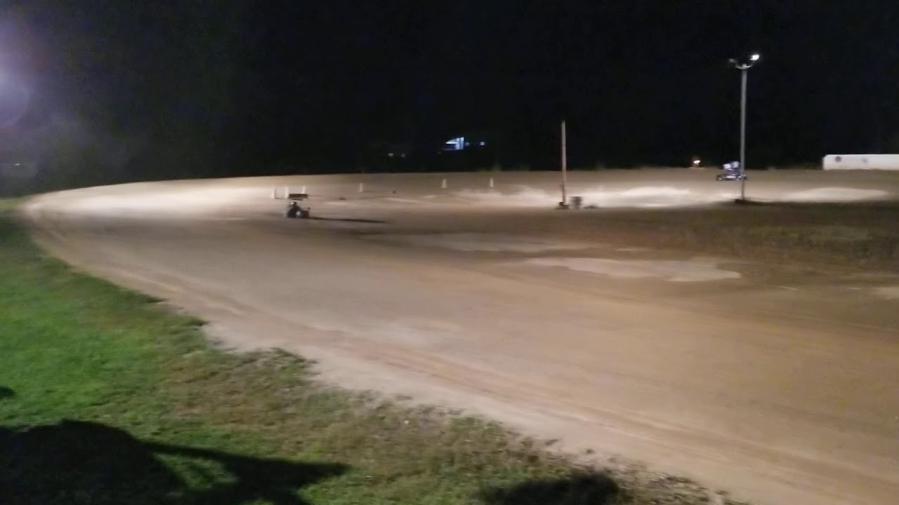 Feature - Flat Run Speedway _ Flat Run Wings _ Darian DeLattre ...