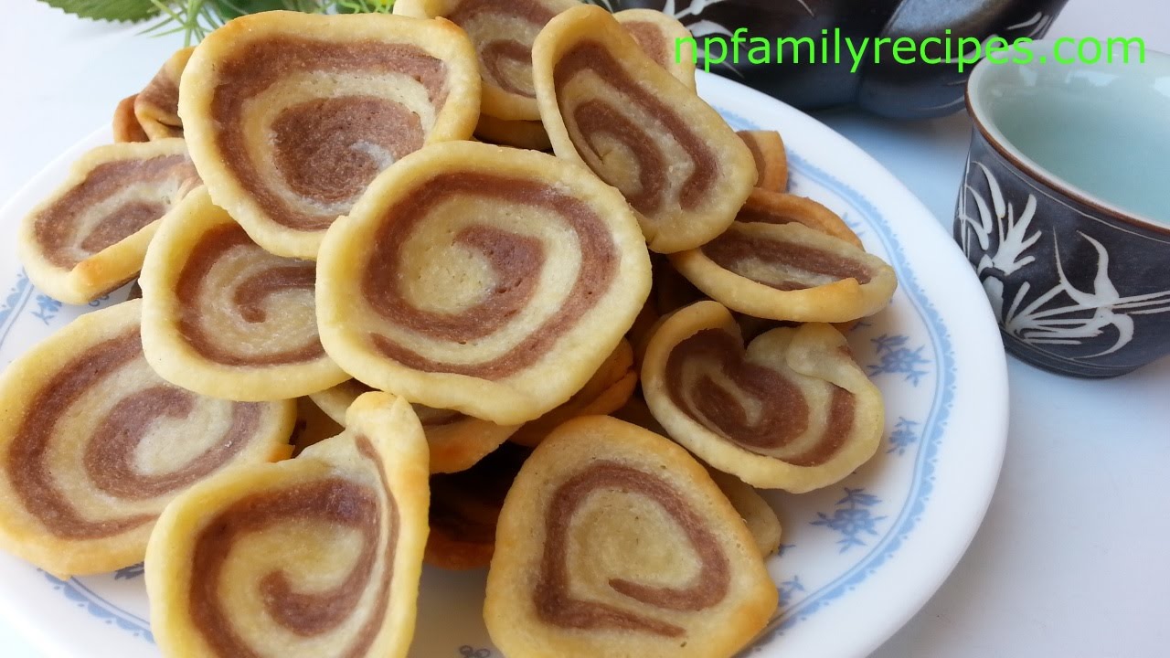 Pig Ear Cookie Recipe (Bánh Tai Heo) - NPFamily Recipes - YouTube