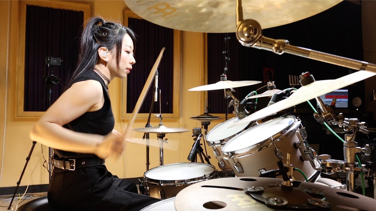 Fireflies by Shedtracks covered by Peiying Li - YouTube