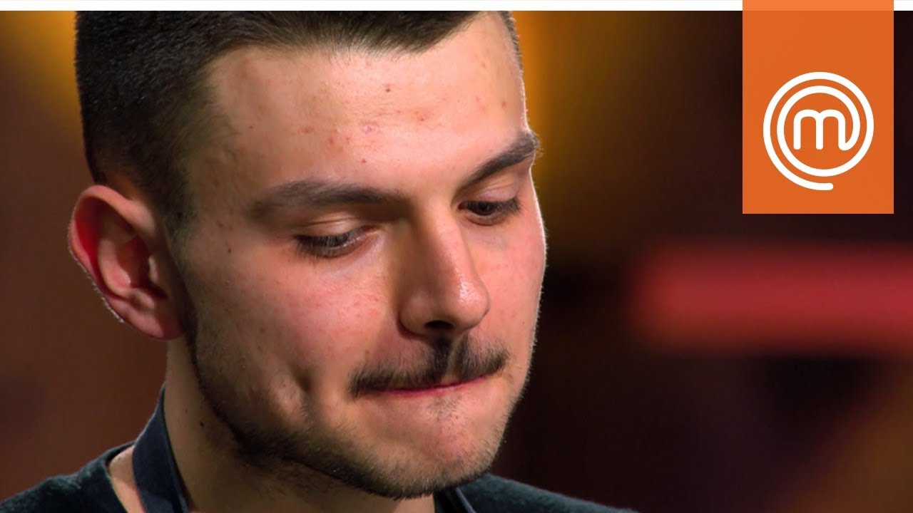 La storia di Simone colpisce i giudici | MasterChef Italia 7 - YouTube