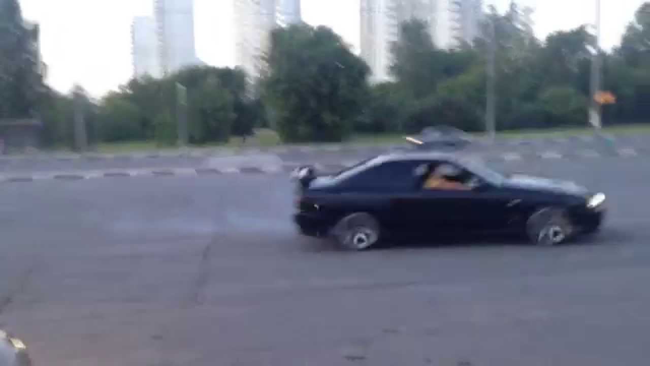 Nissan Skyline ER34 GTt - YouTube