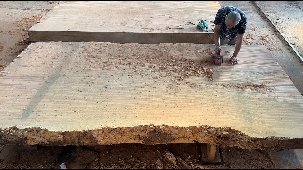 Process Manufacture a Extremely Giant Table From Rosewood Monolithic ...