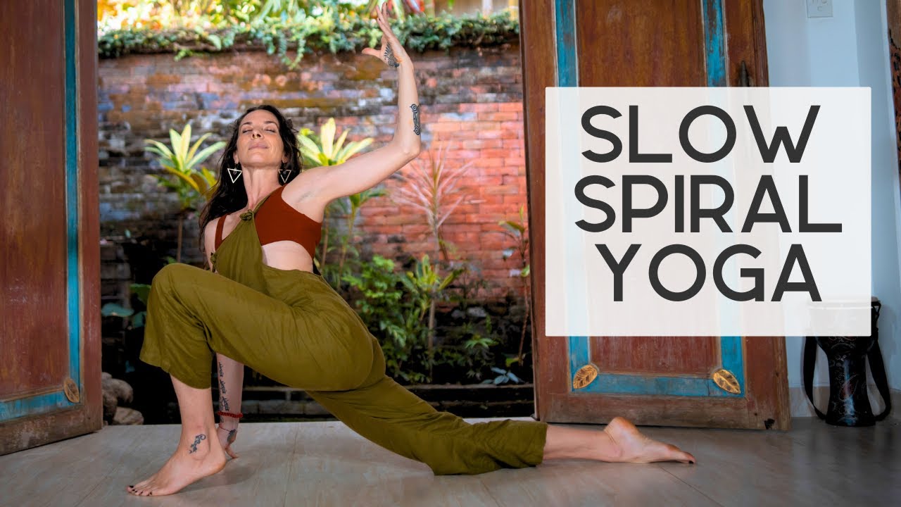25 min Slow Spiral Yoga | Spinal Embodiment 💚 - YouTube