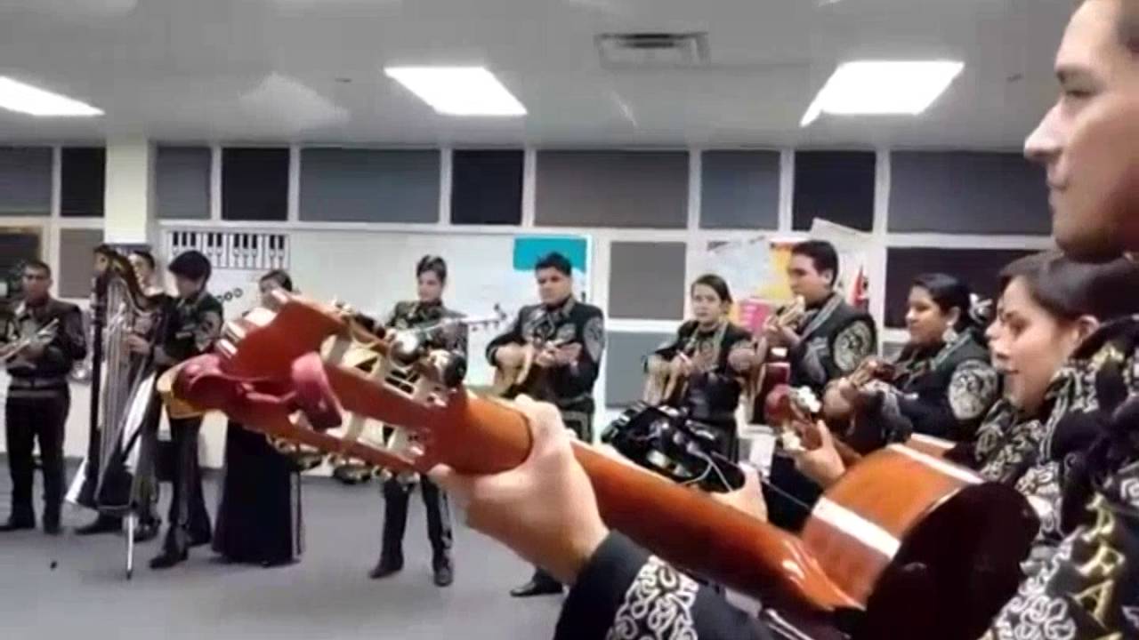 Mariachi Sol Azteca de Grand Prairie, Texas - YouTube