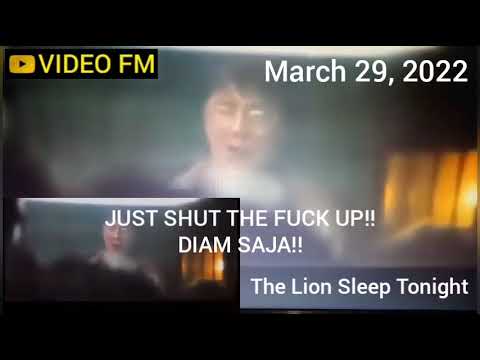 ( "The Batman" 2022 ) Riddler Sings The Lion Sleep Tonight & Ave Maria ...