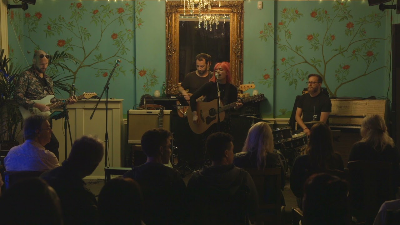 Something Good - Gina Larner , Full Headline Performance, Camden - YouTube