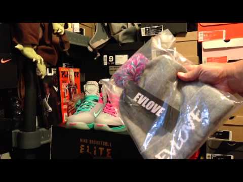 Evlove Beanie + Tee Shirt Giveaway!  Like & Comment This Vid To Enter!