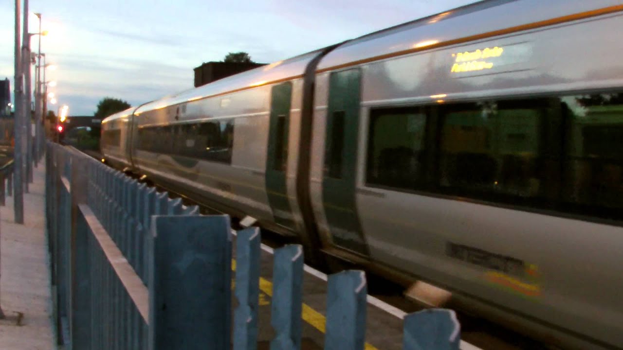 Irish Rail Class 22000 ICR Dublin - Waterford at Athy - YouTube