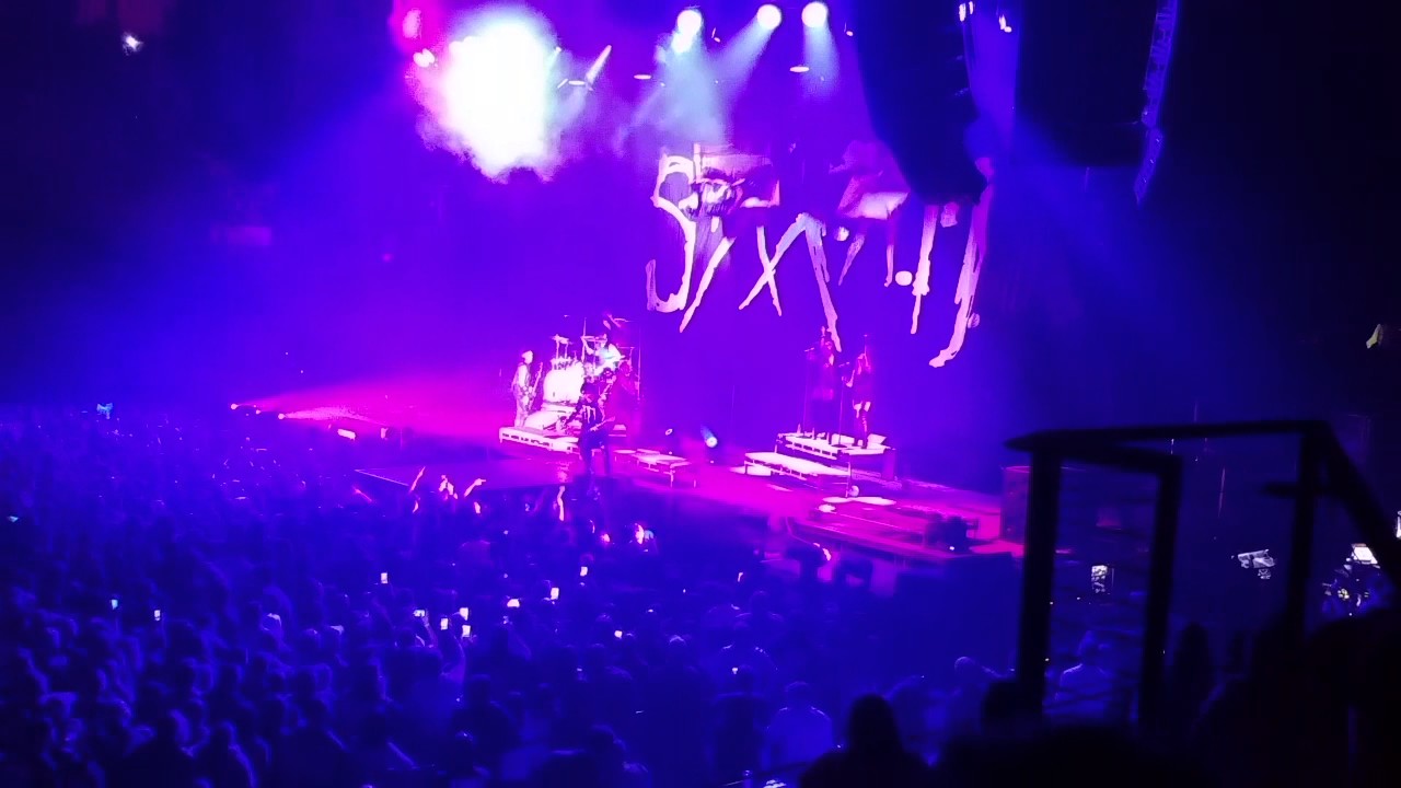 Sixx Am -life is beautiful- 2016 Portland Maine - YouTube