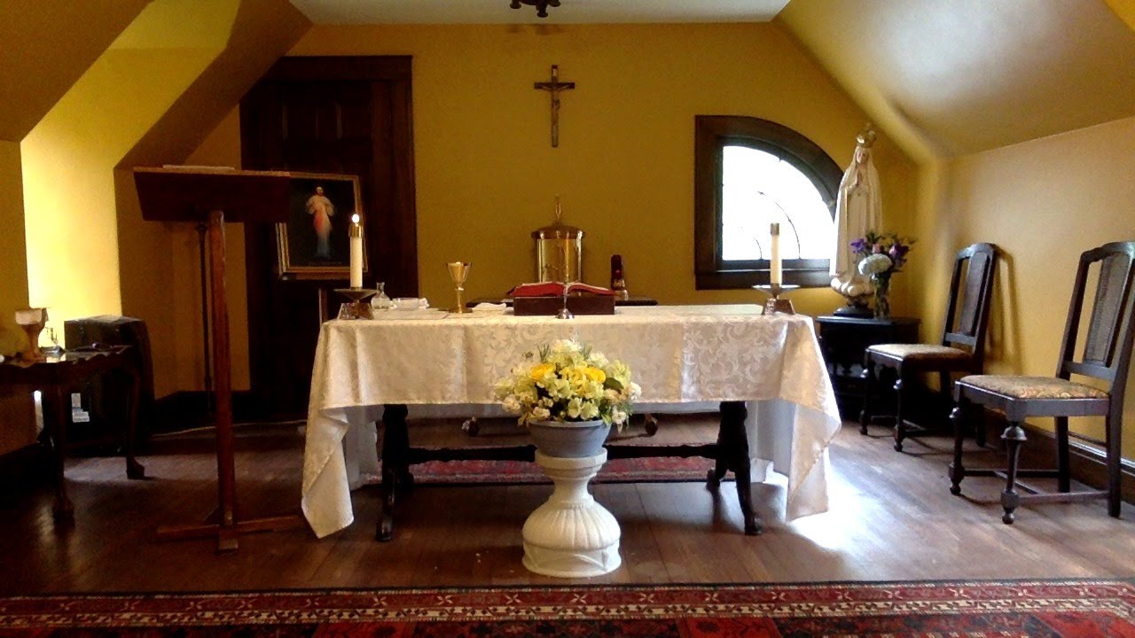 3:00 Holy Mass is offered for Marian Breindel and Elizabeth Hoehn - YouTube