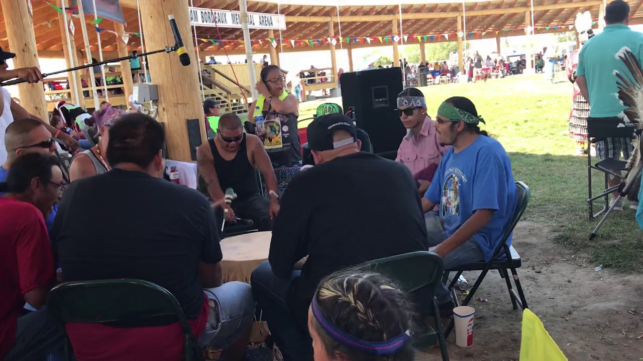 Thunder Shakerz @ Rosebud Fair & Wacipi - YouTube