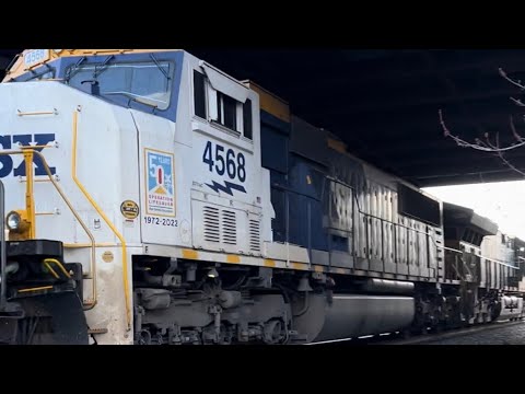 Catching my first CSX special unit heading southbound going to Chicago ...