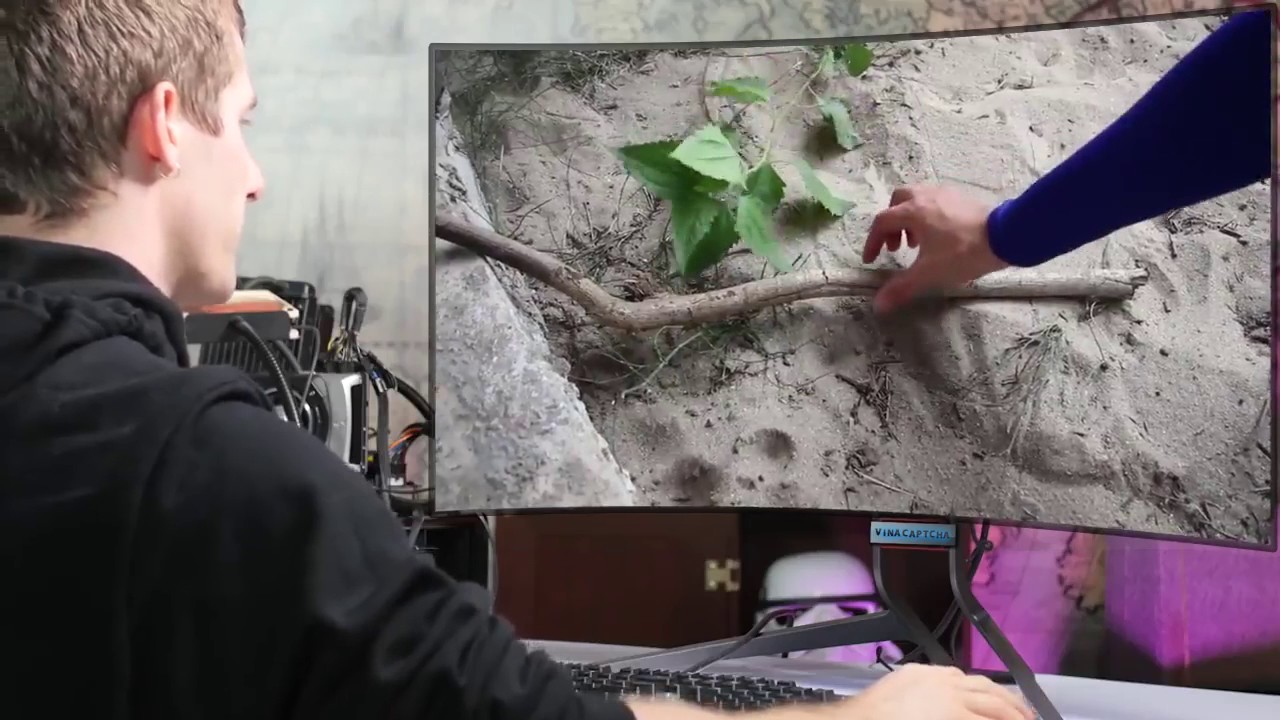 Superman fake Mercenary Joker Kidnapped Elsa Female student cry Police ...