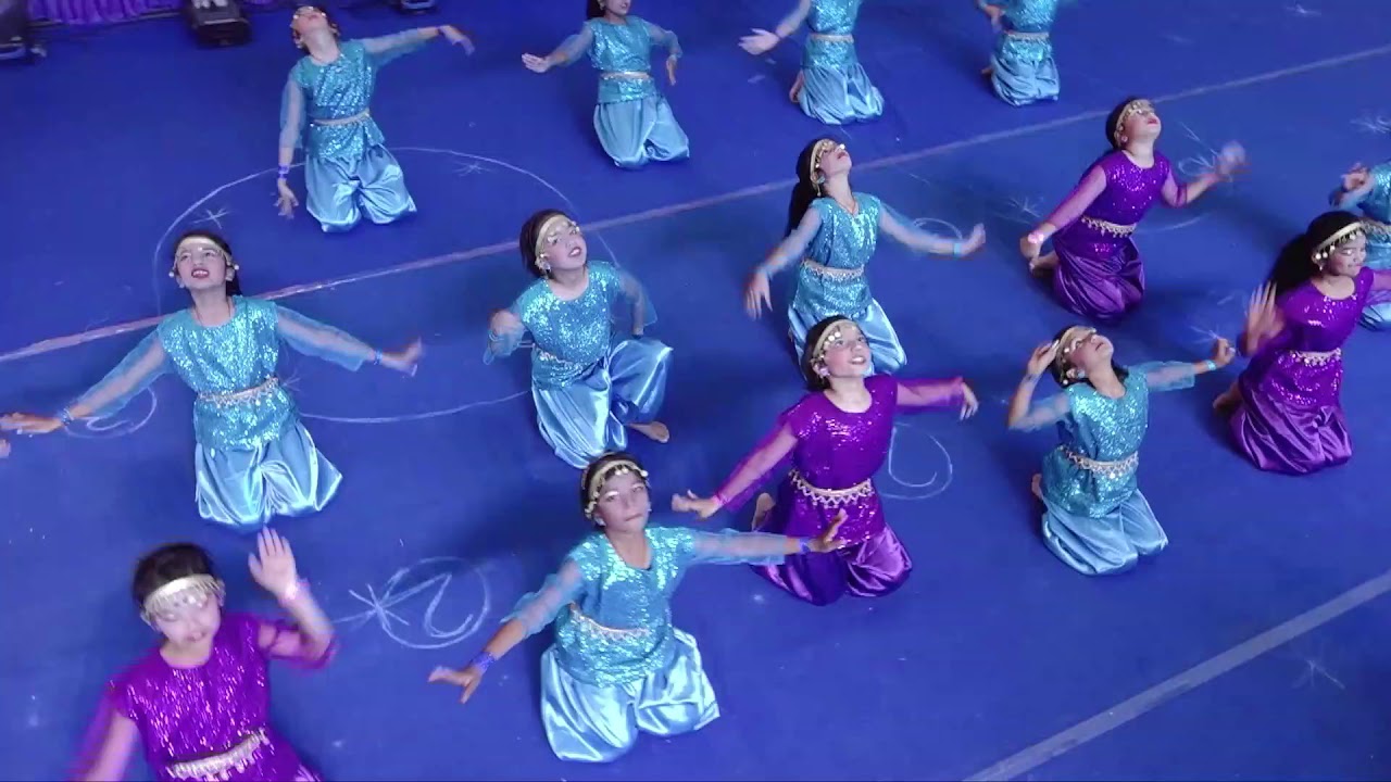 arabic dance in small kids - YouTube