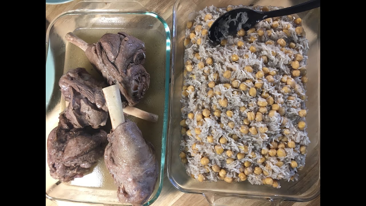 Chickpea, rice and Lamb Chunks (Mutabak) - YouTube