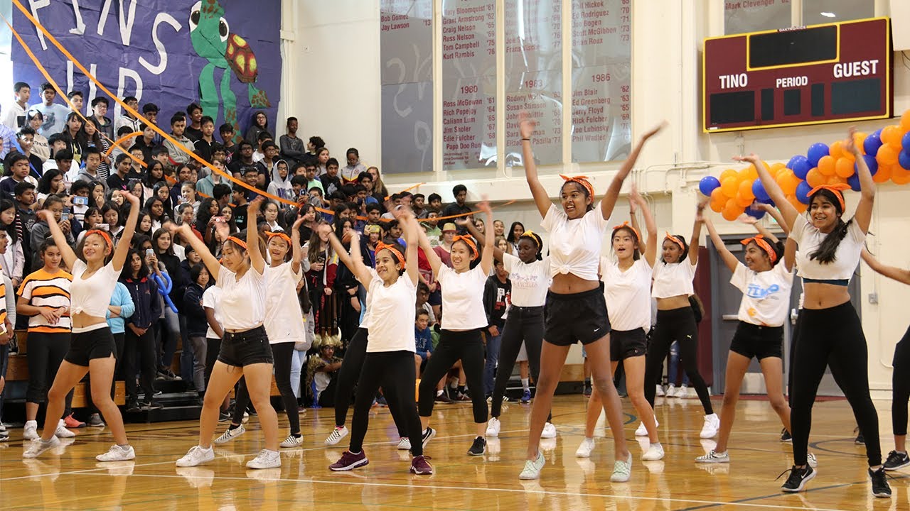 Freshmen Homecoming Rally 2019 - YouTube
