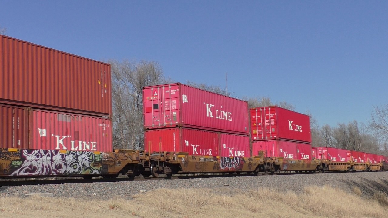 UP intermodal stack train on the UP Golden State Route 01/01/2017 # 3 ...
