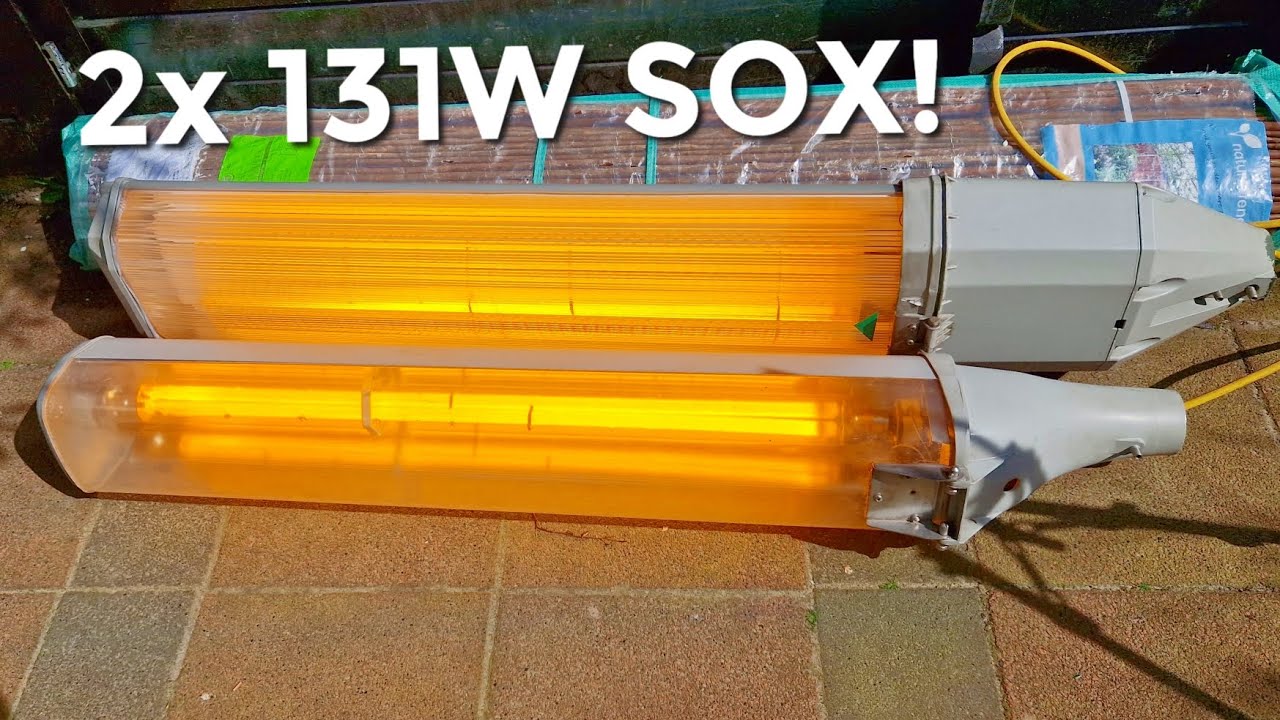 Two Classic SOX 131w Low Pressure Sodium Streetlights Warming Up Fro ...