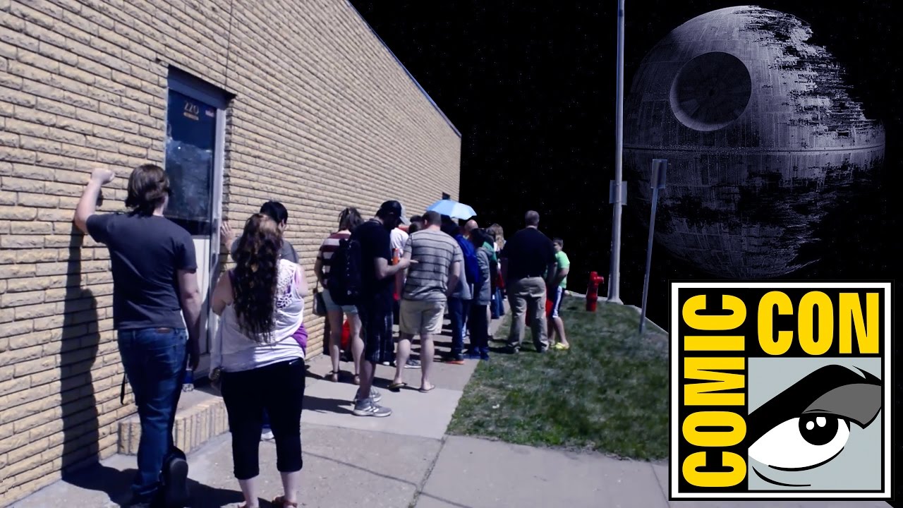 Matrix Bros. at Comic Con - YouTube