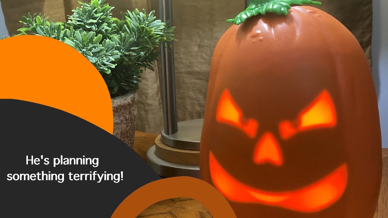 Hallmark 2013 | Alive & Talking Pumpkin - YouTube