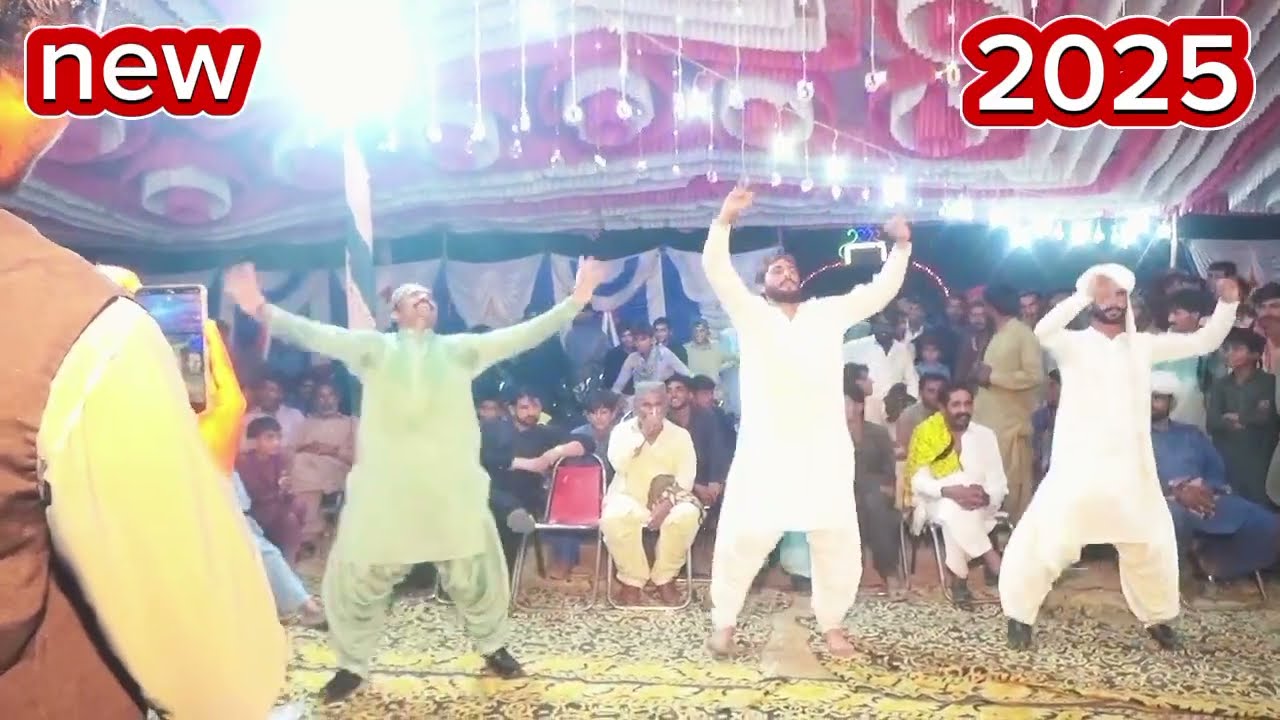 new saraiki jhumar dance | jameel Jampuri - YouTube