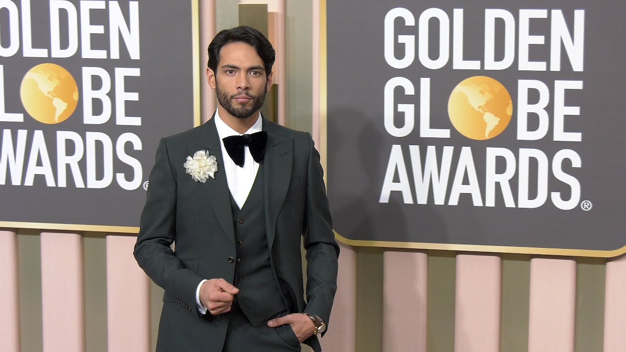 Diego Calva 2023 Golden Globes Arrivals - YouTube