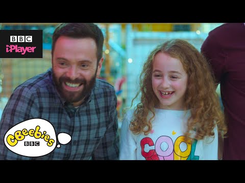 Spiders and Poems | Molly and Mack | CBeebies