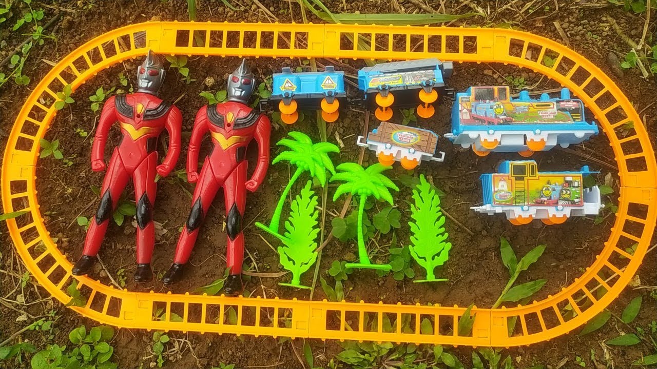 RIVIEW NEMU KERETA THOMAS & GERBONG FRIENDS THOMAS TRAIN ULTRAMAN TRUK ...