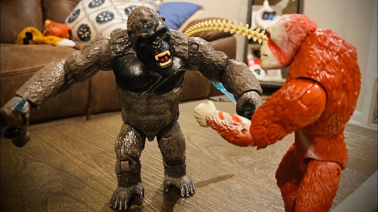 Kong vs Scar king GxK stop motion battle! - YouTube