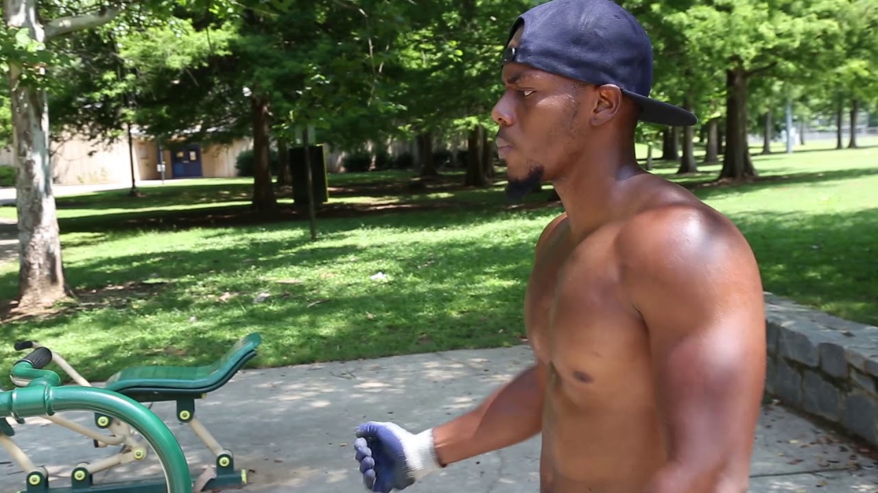 Triceps, Back, and Chest Calisthenics Work out. Ty - YouTube