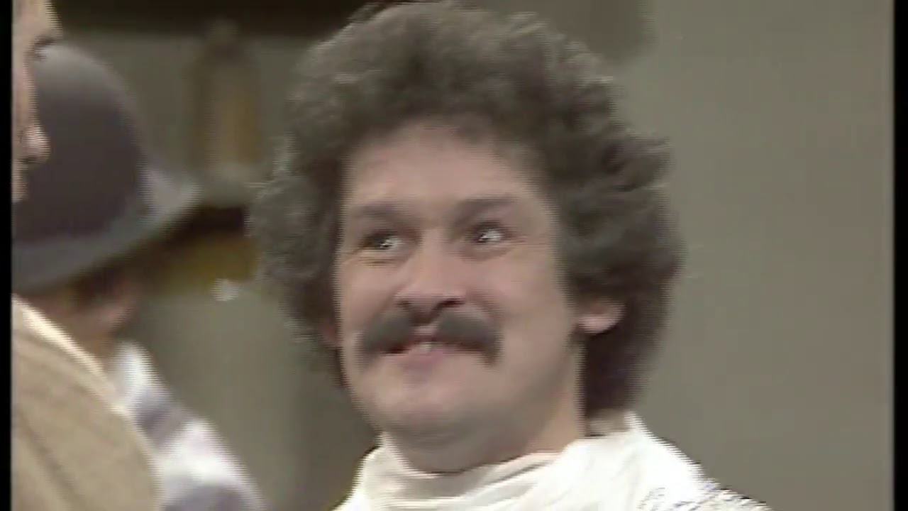 Cannon and Ball - Gun Fight At High Noon - YouTube