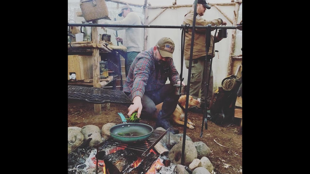 Overnight At The PNW Bushcraft Homestead - YouTube