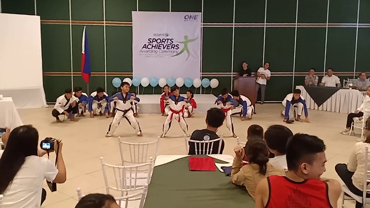 Butuan Sports Achiever Madrig Demo Team - YouTube