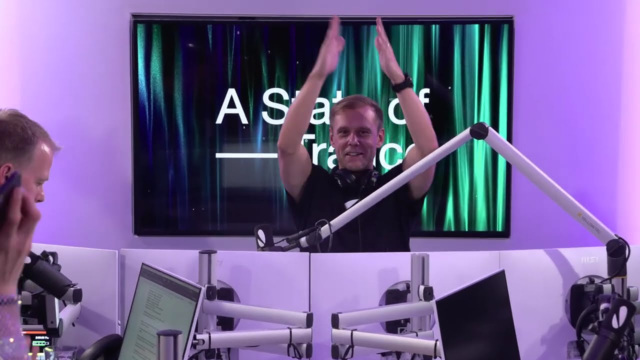 deadmau5 - Strobe (Victor Ruiz Remix) | at A State of Trance Episode ...