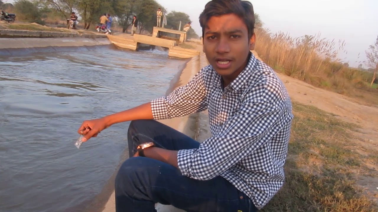 Best Desi Punjabi Street Singer Small Street Children Singing Song ...
