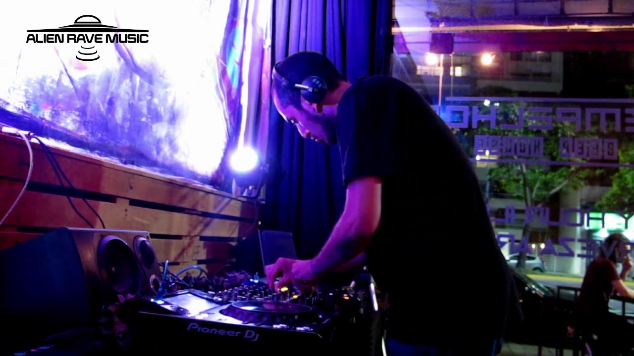Fanto DJ Set - Alien Rave Music Showcase - YouTube