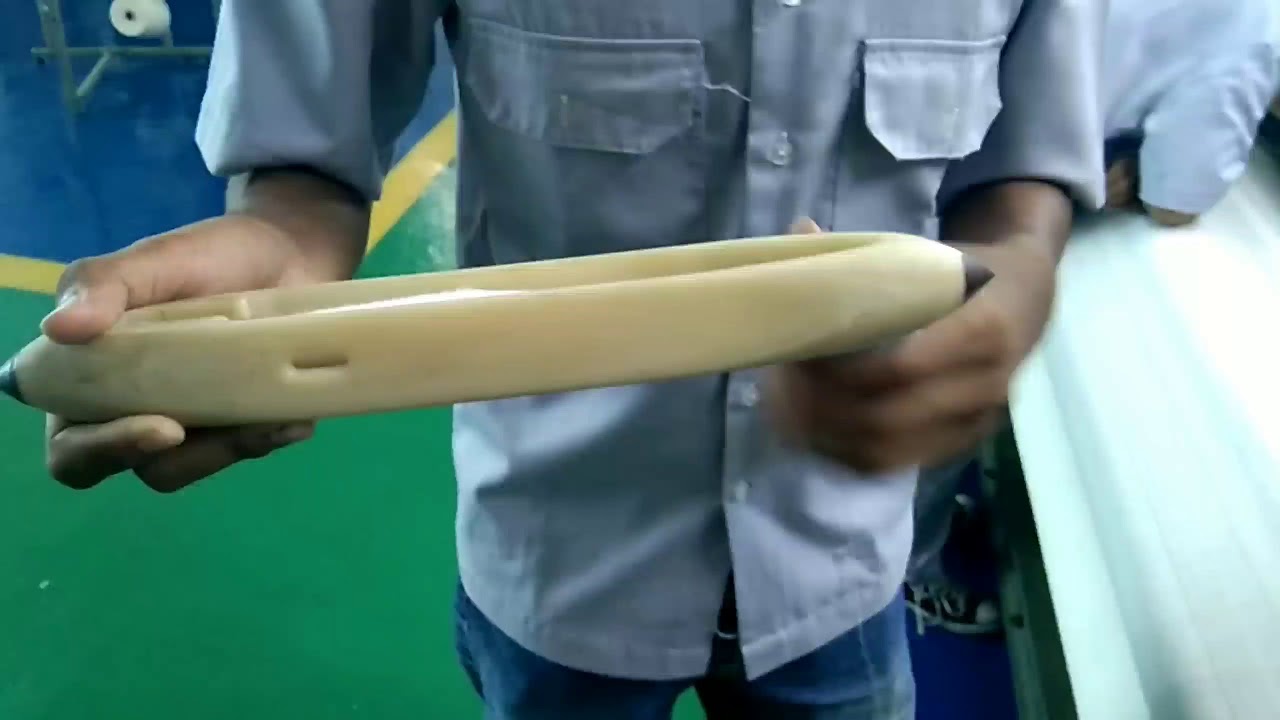 Praktik Pengoperasian Mesin Tenun (Shuttle Loom) & Palet - YouTube