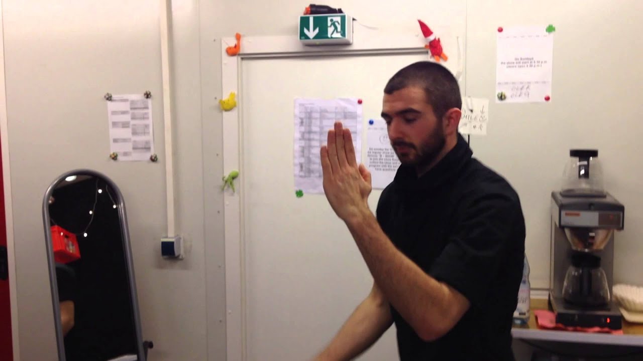365cooltricks, Magic Disappearing Hand - Wes Peden - YouTube