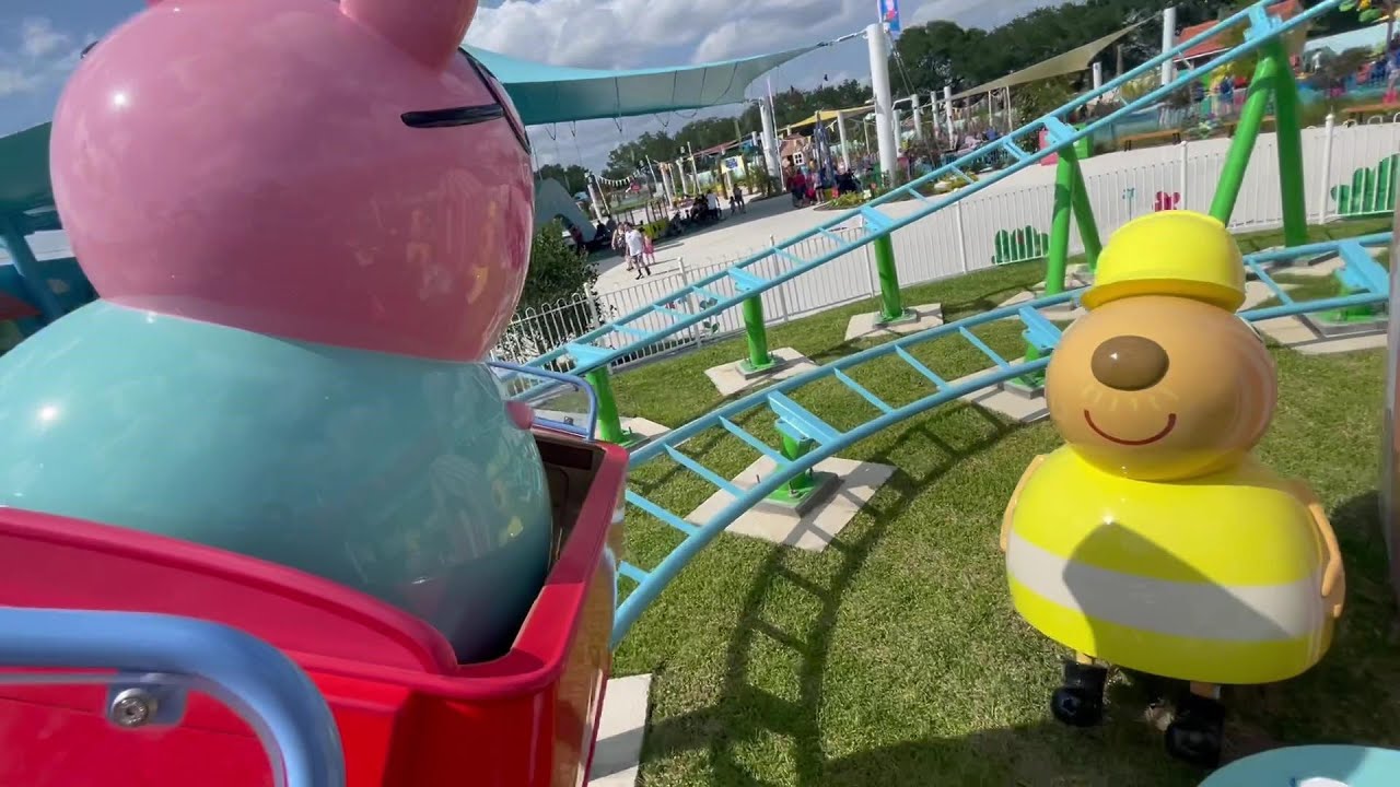 Daddy Pig’s Roller Coaster Front Row POV | Peppa Pig Land | Winter ...