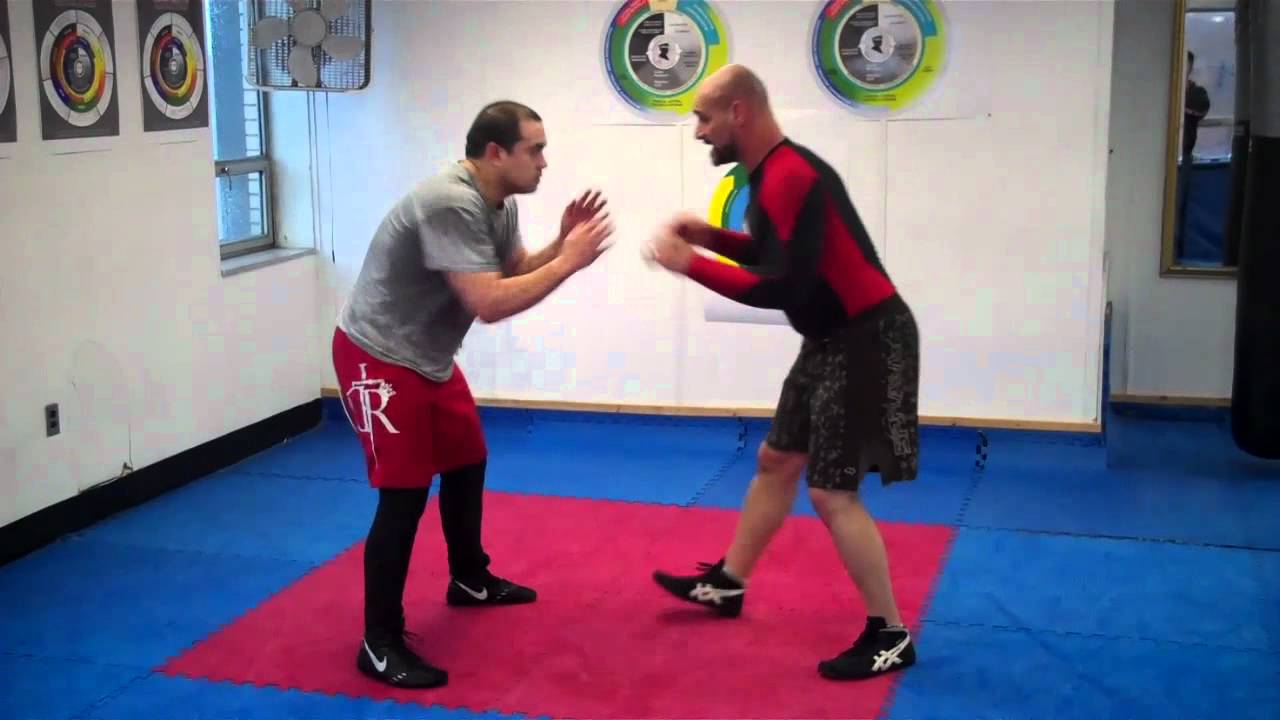 MMA/WRESTLING COUNTERS TO A WEAK SPRAWL - YouTube