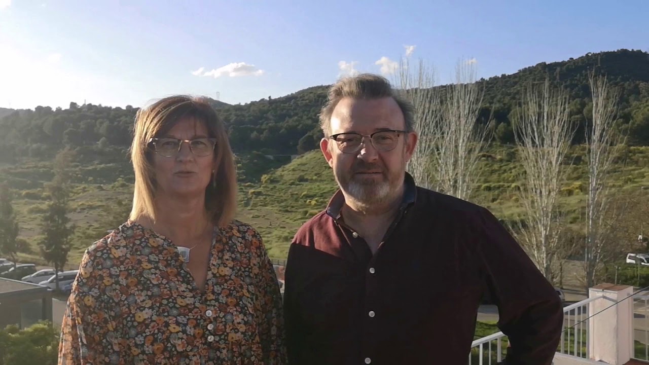 Relojería Joyería Benítez - Juana Serrano i Damián Mora - YouTube